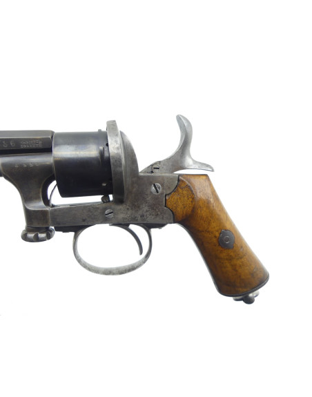 REVOLVER A BROCHE MARIETTE.