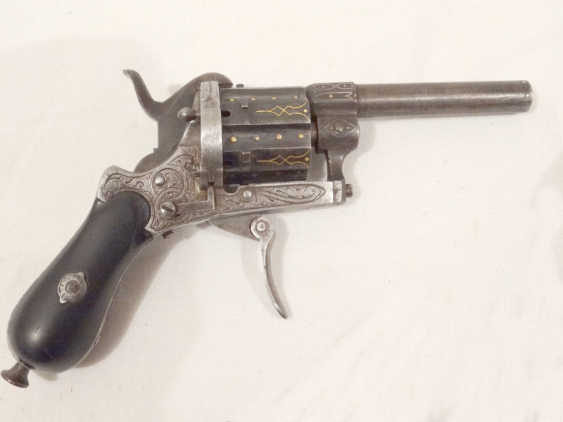 Armes de poing civiles européennes de collection | Jadis 38 - Large ...